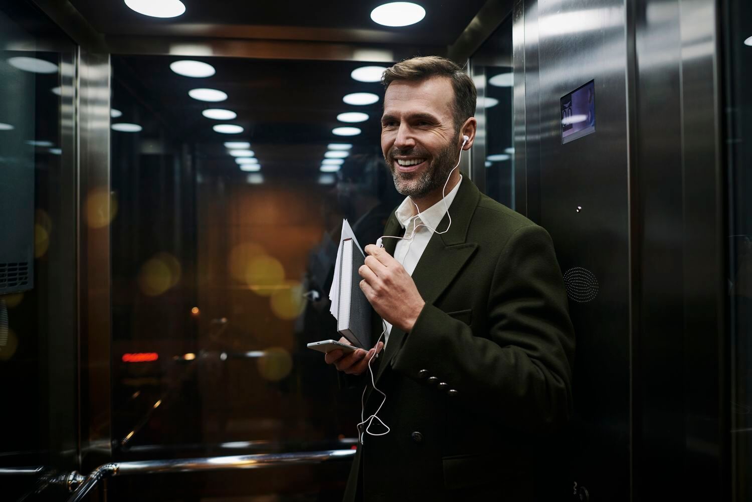 How to Write and Deliver an Elevator Pitch: Student's Guide